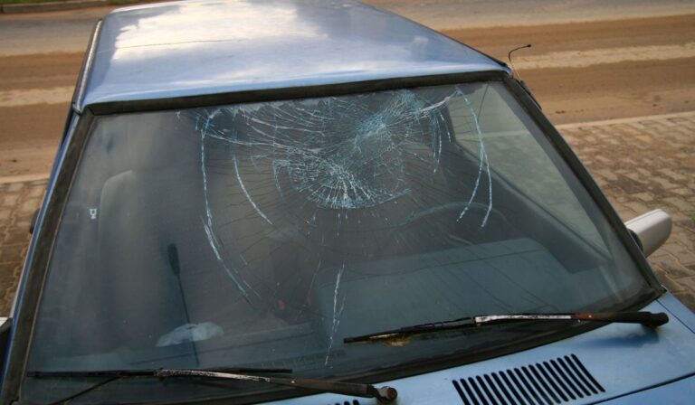 This Is Why Porcelain Can Break Glass - Glass Helper