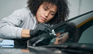 Should You Use A Razor Blade On Glass Surfaces? - Glass Helper