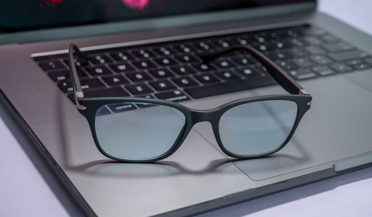 Tips For Cleaning Your Blue Light Glasses - Glass Helper